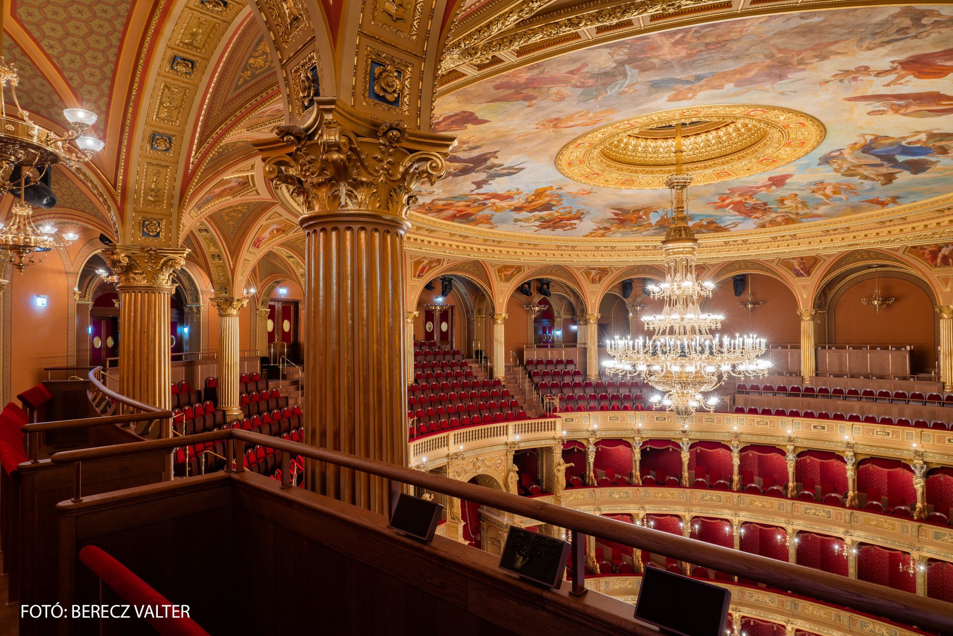 Nézőtér - Opera
