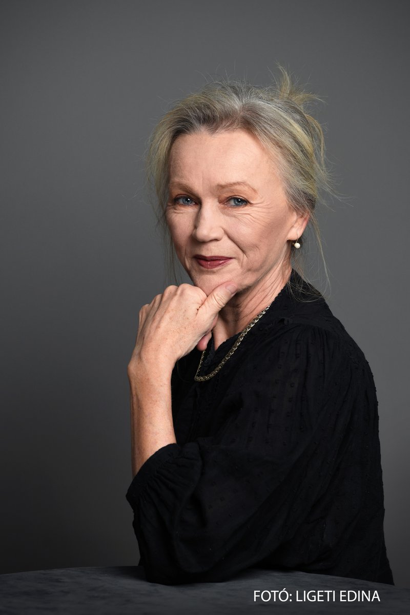 Társulat – - Opera