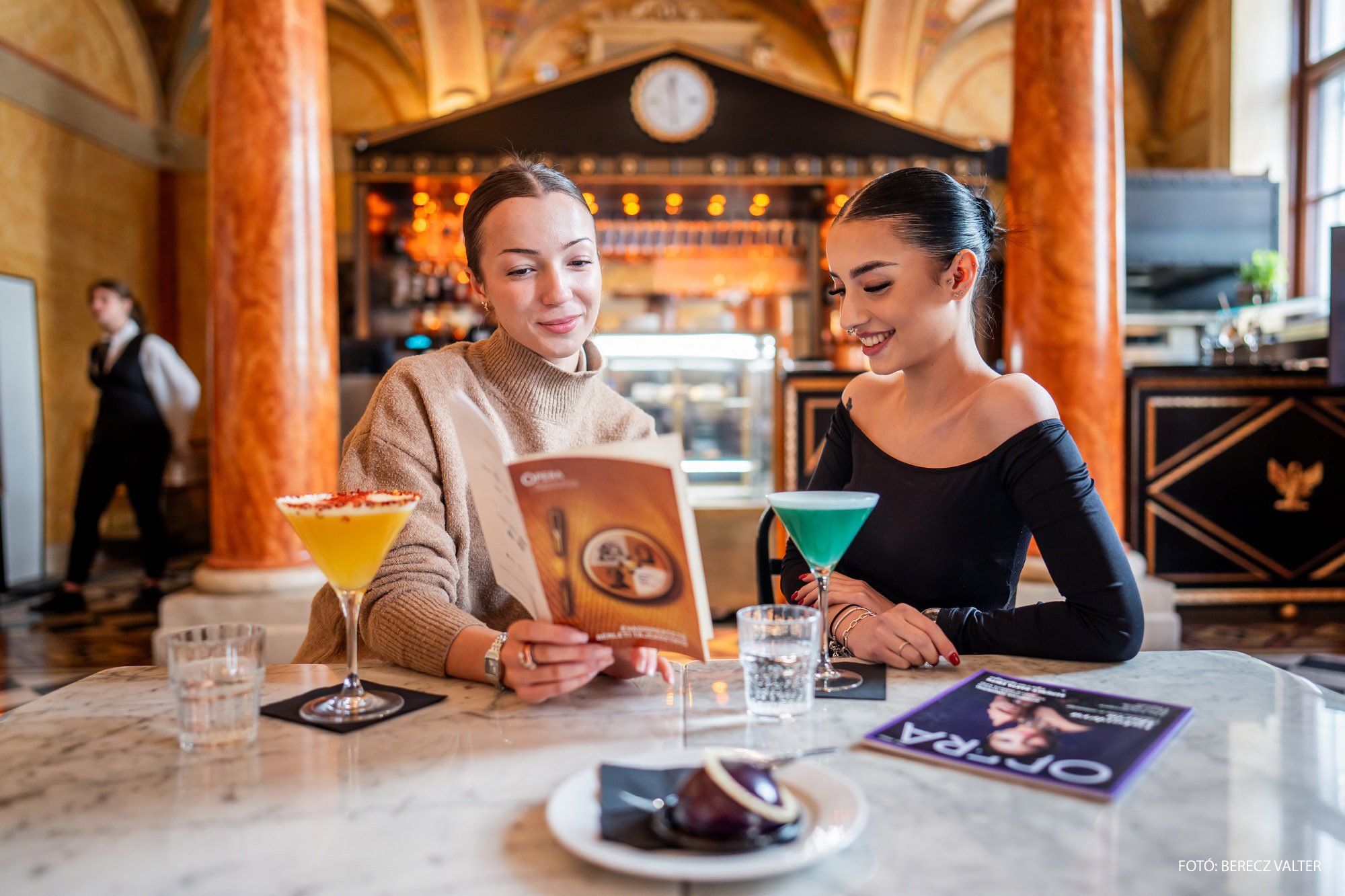 Az OperaBistro képgalériája - Opera