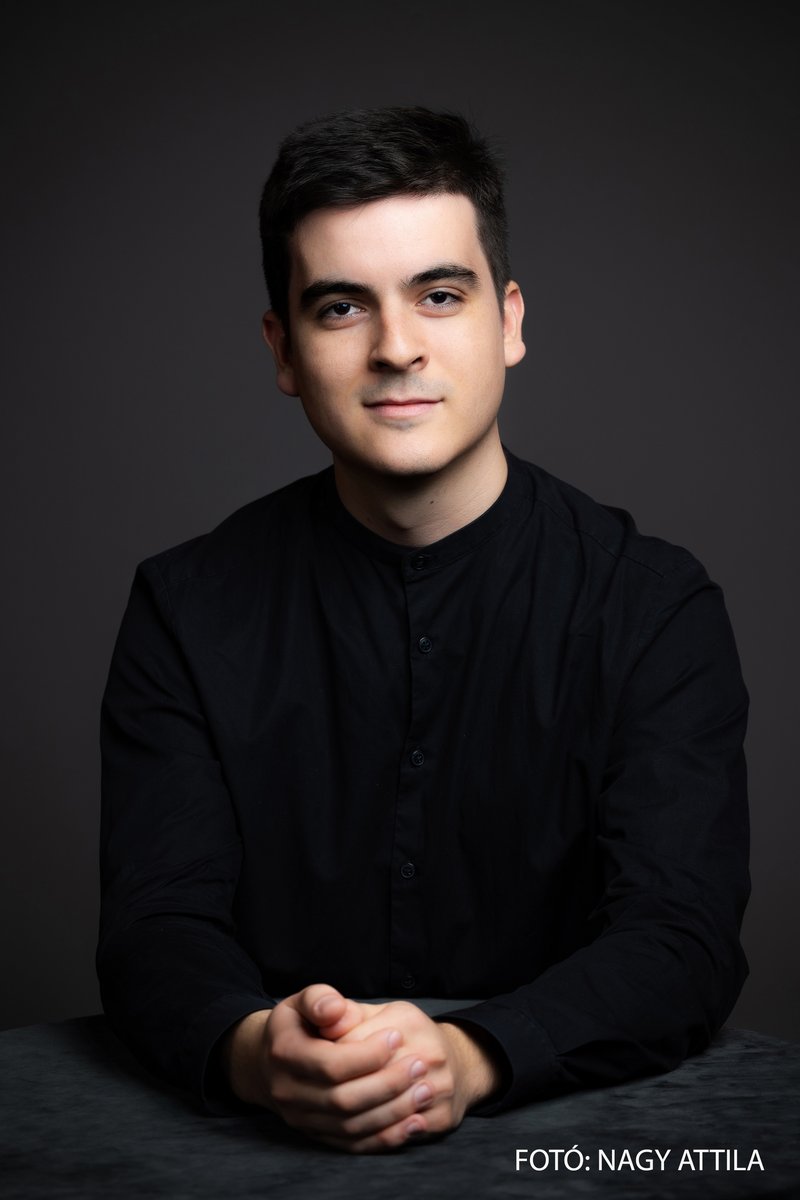 Társulat – - Opera