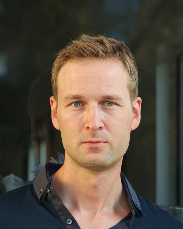 Társulat – - Opera