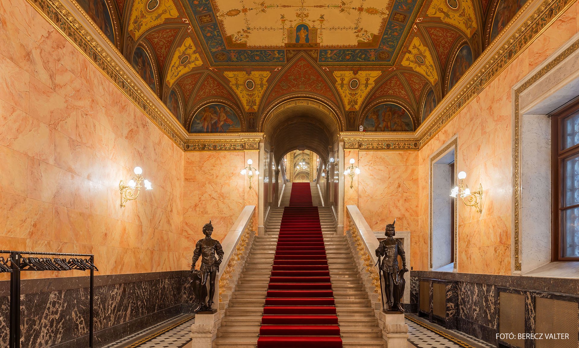 Royal Reception Room - Opera